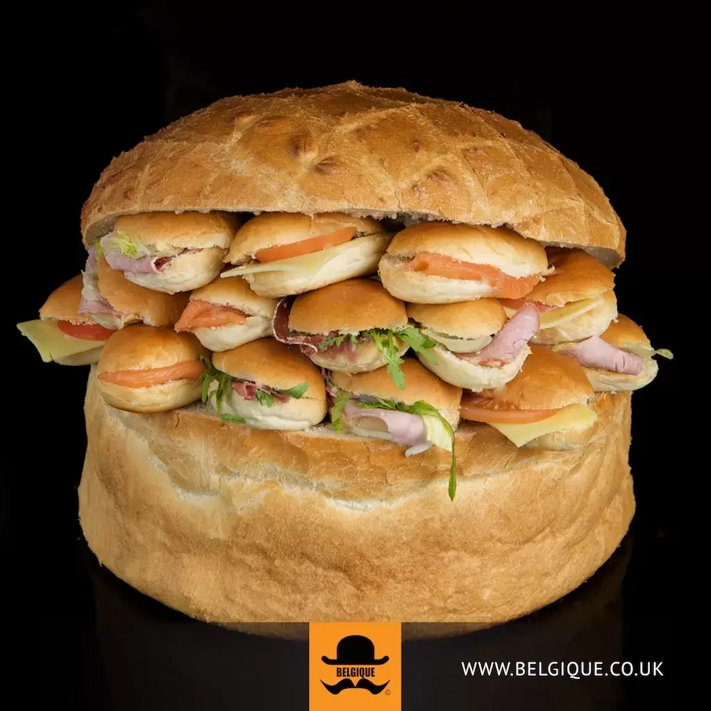 Surprise Bread with 25 rolls - Belgique Patisserie